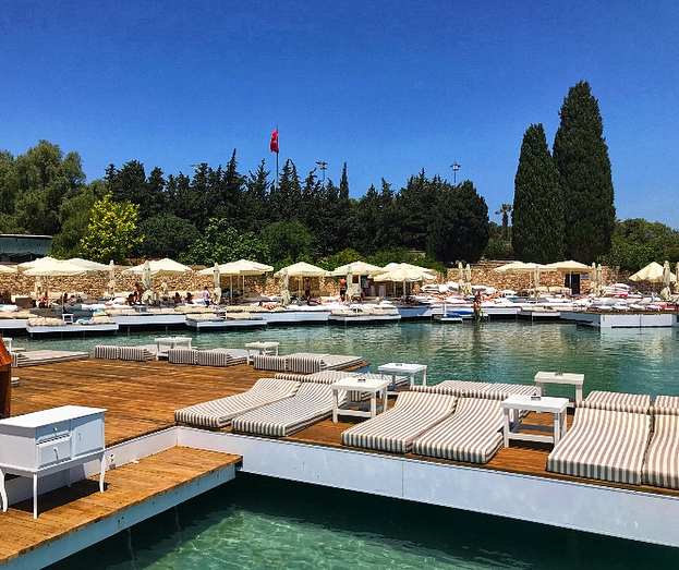 Sole & Mare Beach Club