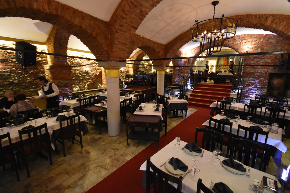 Tonoz Restaurant